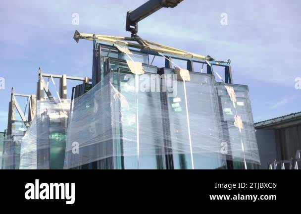 Loading window Stock Videos & Footage - HD and 4K Video Clips - Alamy