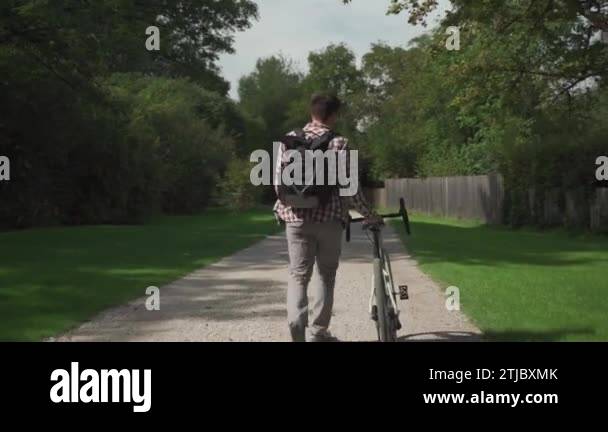 Broken bike lock Stock Videos & Footage - HD and 4K Video Clips - Alamy