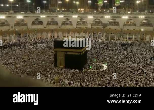 Makkah Kaaba holy mosque Muslims perform umrah and hajj Makka building islam pilgrim worship ...
