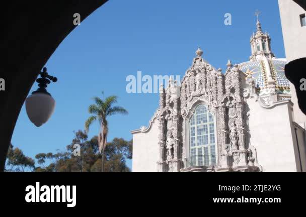 Spanish colonial revival architecture in Balboa Park, San Diego ...