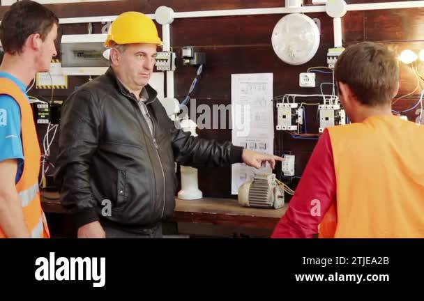 Electric devices Stock Videos & Footage - HD and 4K Video Clips - Alamy