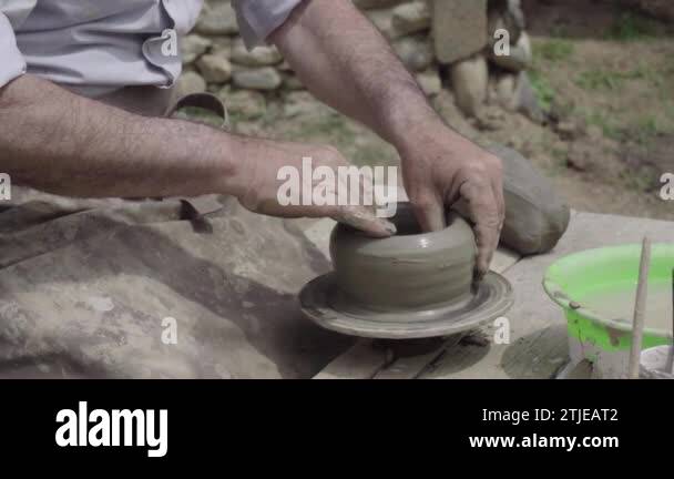 Traditional modelling Stock Videos & Footage - HD and 4K Video Clips ...