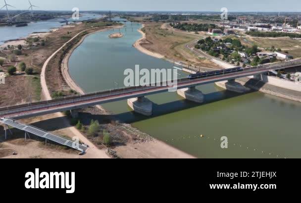 Public transport connection Stock Videos & Footage - HD and 4K Video ...