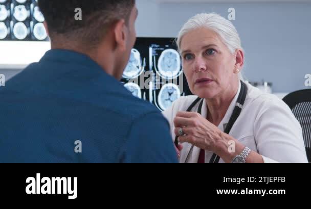 Concussion scan Stock Videos & Footage - HD and 4K Video Clips - Alamy