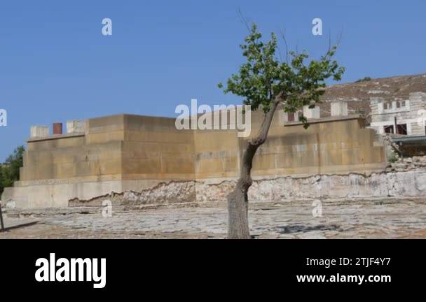 Heraklion, Greece - July 15, 2022: The world famous Knossos Palace of ...