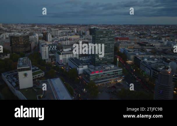 Dusk logo Stock Videos & Footage - HD and 4K Video Clips - Alamy