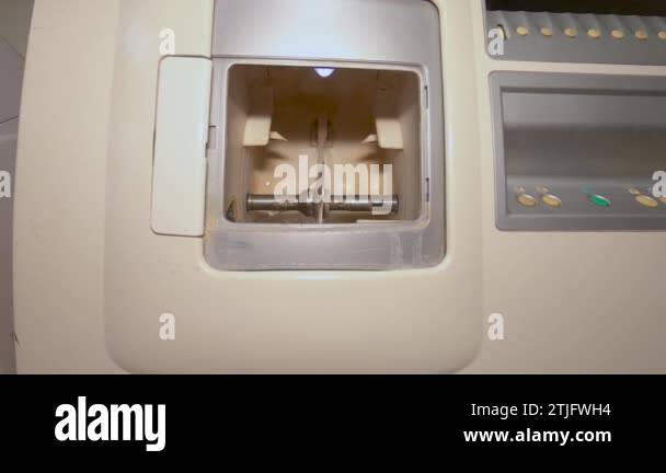 Lens making process Stock Videos & Footage - HD and 4K Video Clips - Alamy