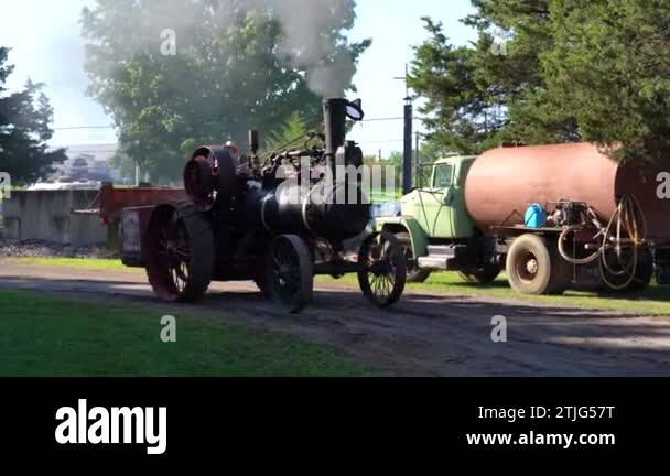 Driving the steam engine Stock Videos & Footage - HD and 4K Video Clips ...