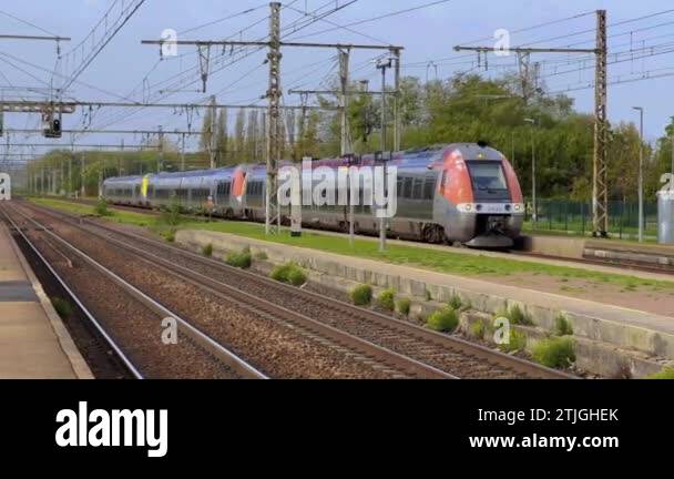 Speed trains Stock Videos & Footage - HD and 4K Video Clips - Alamy