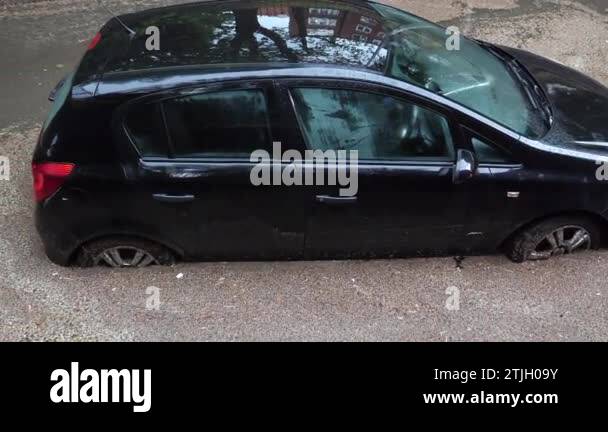 Car stuck in flood water Stock Videos & Footage - HD and 4K Video Clips ...