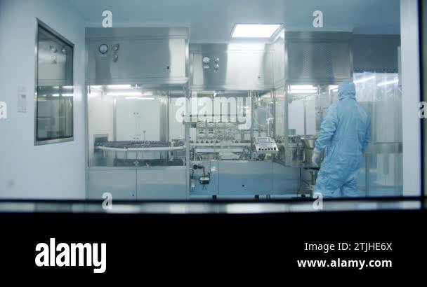 Sterile Pharmaceutical Manufacturing Laboratory where Scientists in ...