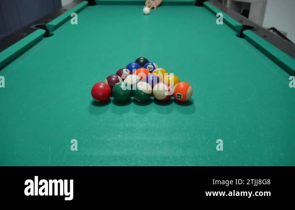 8 numbered pool ball Stock Videos & Footage - HD and 4K Video Clips - Alamy