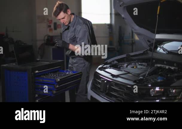 Portrait employee car service Stock Videos & Footage - HD and 4K Video ...