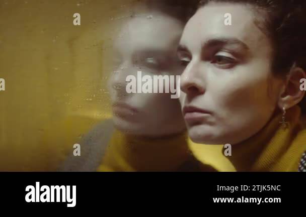 Hand wiping mirror Stock Videos & Footage - HD and 4K Video Clips - Alamy