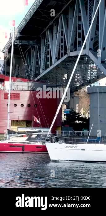Aquabus ferry on false Stock Videos & Footage - HD and 4K Video Clips ...