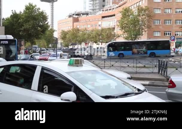 Public transport horizontal Stock Videos & Footage - HD and 4K Video ...