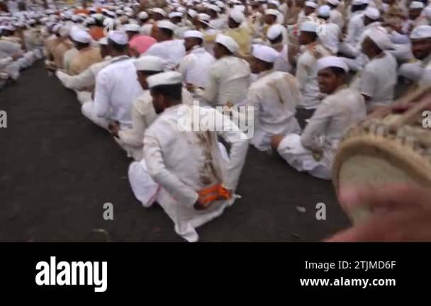 PANDHARPUR, MAHARASHTRA, INDIA, 8 JULY 2022 : Wari Palkhi Sohla, Wari ...