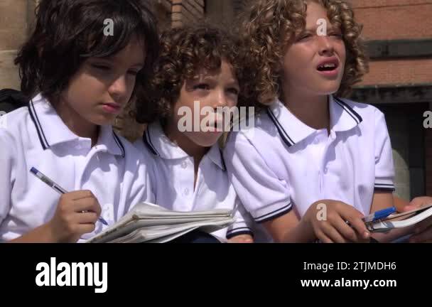 Curious Kids Looking And Watching Stock Video Footage - Alamy