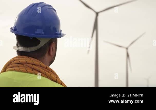 Safety climbing rope Stock Videos & Footage - HD and 4K Video Clips - Alamy