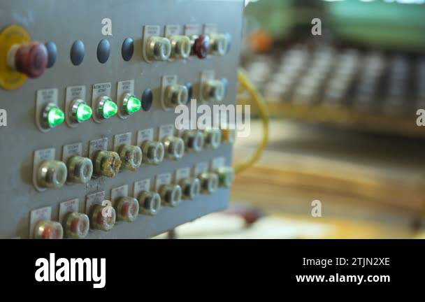 Automatic control Stock Videos & Footage - HD and 4K Video Clips - Alamy