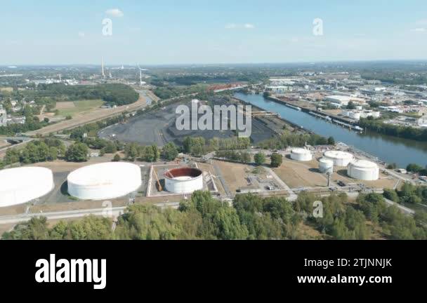 Oil storage tanks port port Stock Videos & Footage - HD and 4K Video ...