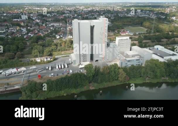 Roland Mills United operates flour and corn mills at four locations in ...