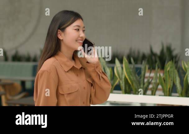 Chinese Office Lady Walk Side By Side Stock Videos And Footage Hd And 4k Video Clips Alamy