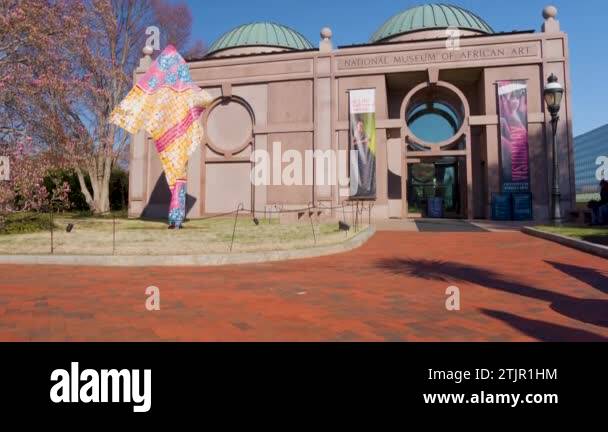 The National Museum of African Art located on the National Mall in ...