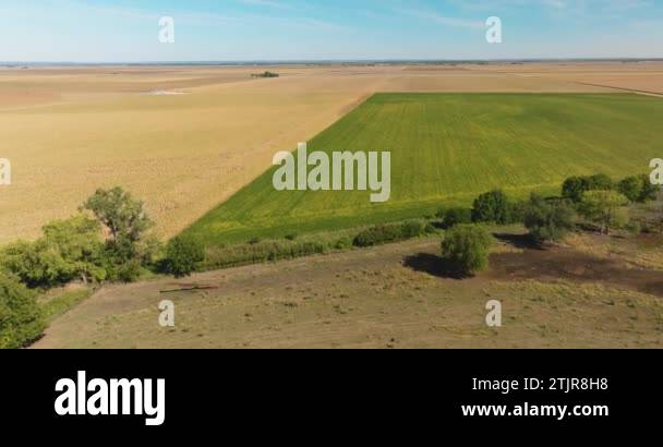 Farming the great plains Stock Videos & Footage - HD and 4K Video Clips ...