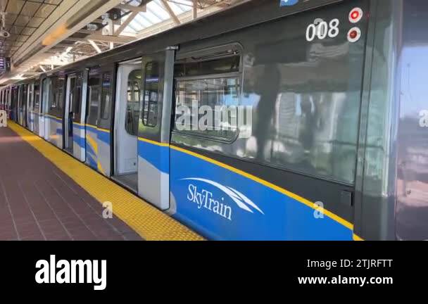 End train station platform Stock Videos & Footage - HD and 4K Video ...