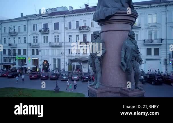 Monument to Tsarina Catherine and co-founders of the founding of Odessa ...