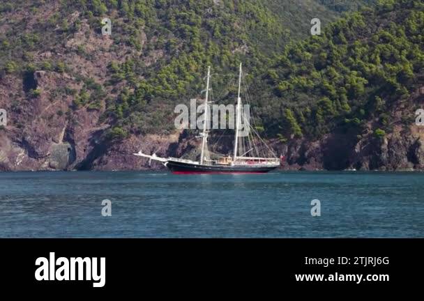 Sail training vessel Stock Videos & Footage - HD and 4K Video Clips - Alamy
