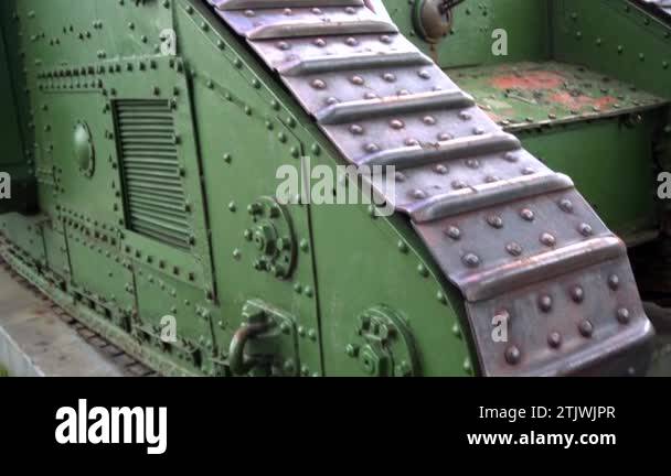 Crawler tank Stock Videos & Footage - HD and 4K Video Clips - Alamy
