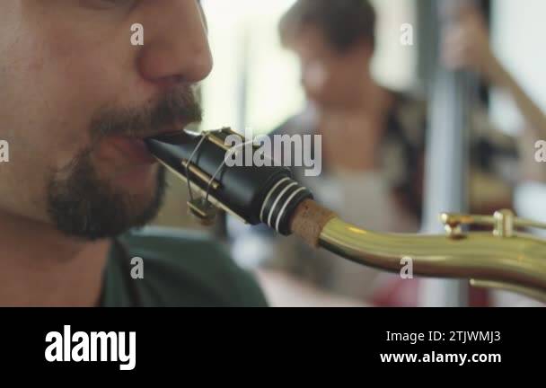 Blowing sax Stock Videos & Footage - HD and 4K Video Clips - Alamy