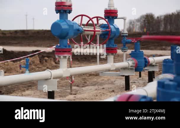 Pipeline distribution natural gas Stock Videos & Footage - HD and 4K ...