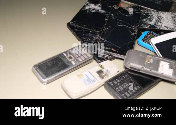 Many old mobile phones are technologically outdated. Different phones ...