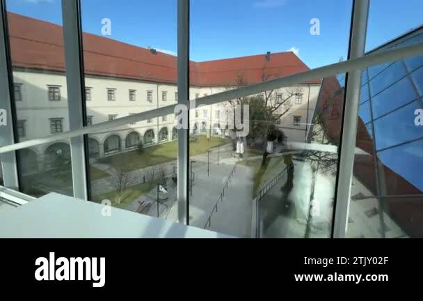 Schloss linz castle Stock Videos & Footage - HD and 4K Video Clips - Alamy