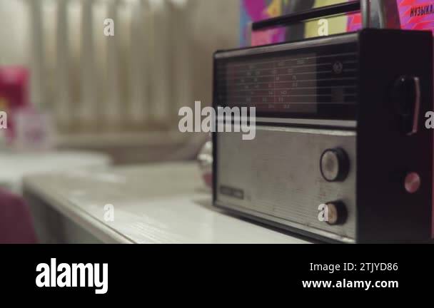 Old radio table Stock Videos & Footage - HD and 4K Video Clips - Alamy