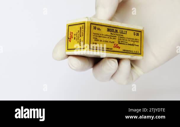 Vintage lilly Stock Videos & Footage - HD and 4K Video Clips - Alamy