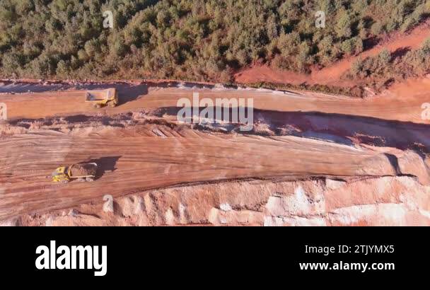 Earth moving vehicle Stock Videos & Footage - HD and 4K Video Clips - Alamy