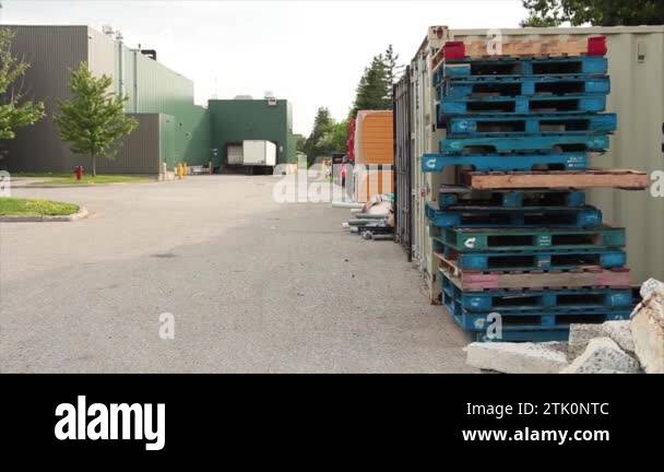 Wood bins Stock Videos & Footage - HD and 4K Video Clips - Alamy