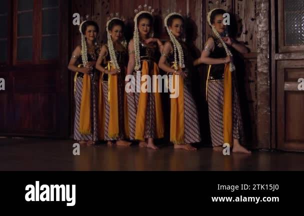 Group javanese dancers wearing Stock Videos & Footage - HD and 4K Video ...