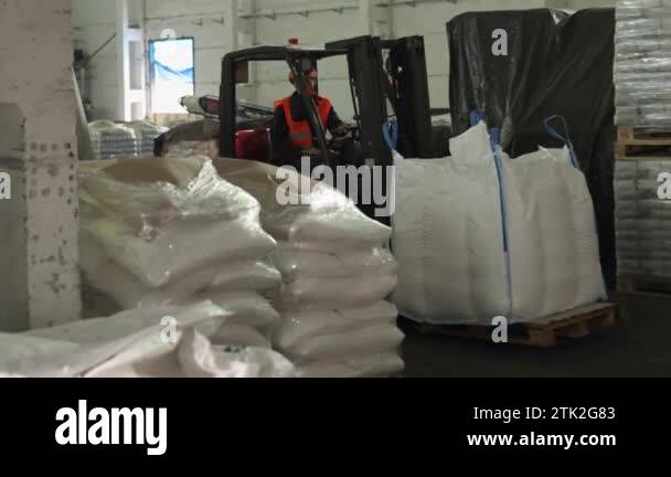 Pallet handling Stock Videos & Footage - HD and 4K Video Clips - Alamy