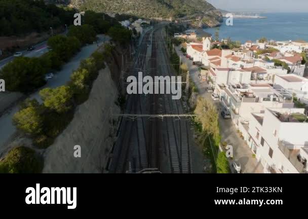 Direct line house Stock Videos & Footage - HD and 4K Video Clips - Alamy