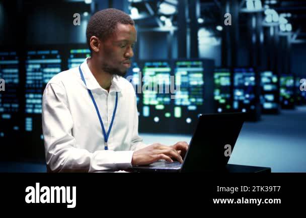It Developer Repairing Server Hub Operational Issues Arising Due To High Cpu Usage Insufficient