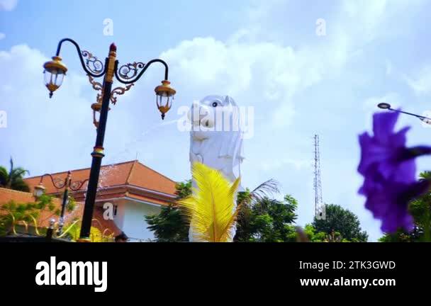 Singapores famous merlion statue Stock Videos & Footage - HD and 4K ...