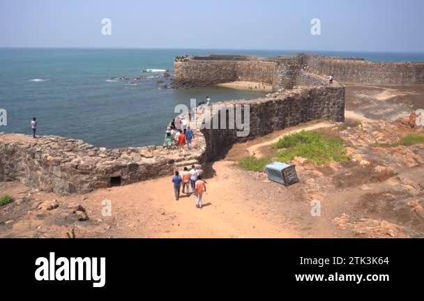 MALVAN, MAHARASHTRA, INDIA 19 MARCH 2023 : Tourists visiting to ...
