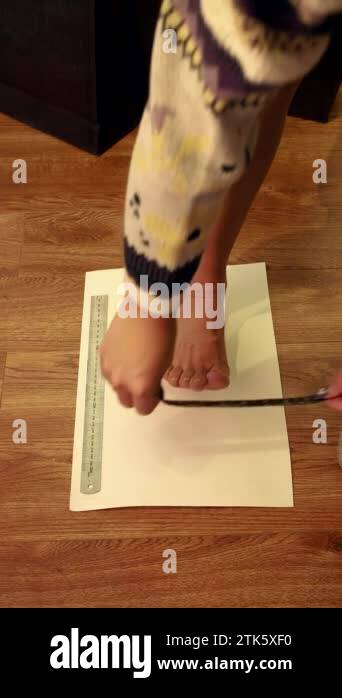 Right sizing Stock Videos & Footage - HD and 4K Video Clips - Alamy