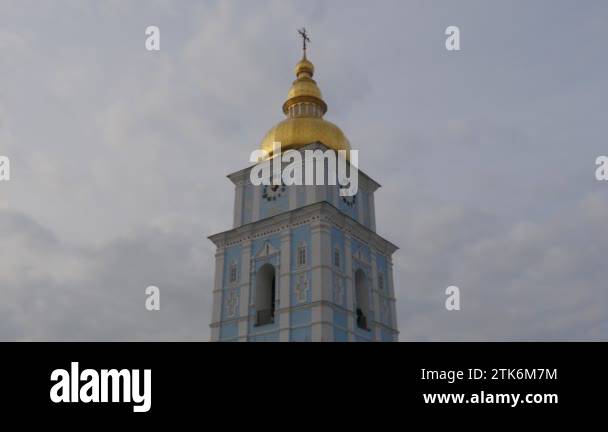 Cupola clock Stock Videos & Footage - HD and 4K Video Clips - Alamy