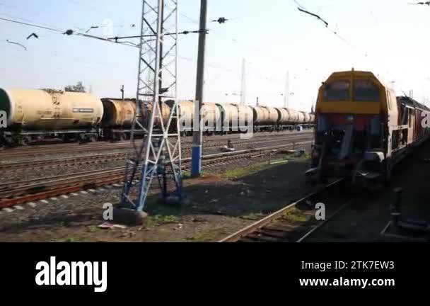 Railroad freight car repair Stock Videos & Footage - HD and 4K Video ...